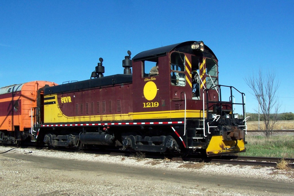 Fremont & Elkhorn Valley #1219 is a former C&NW unit